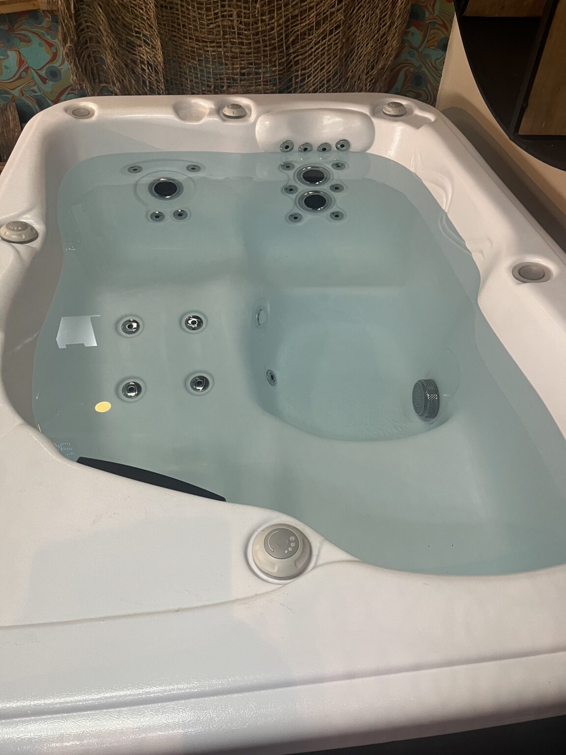 Trade in / Refurbished Spas & Hot Tubs | Great Lakes Spa Center